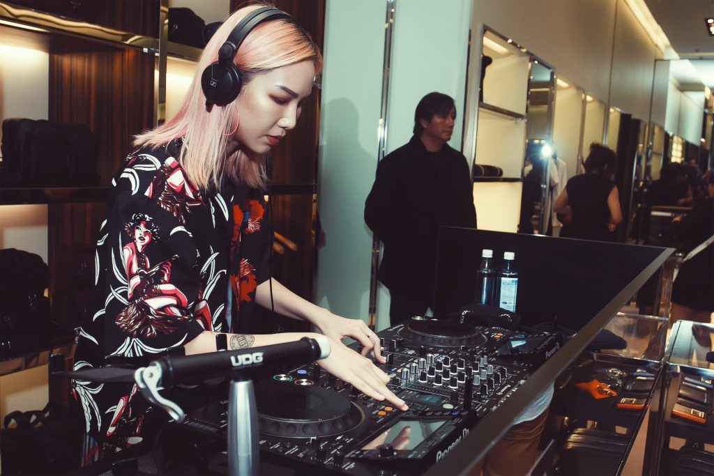 Prada — In Store Activation - 33.3™