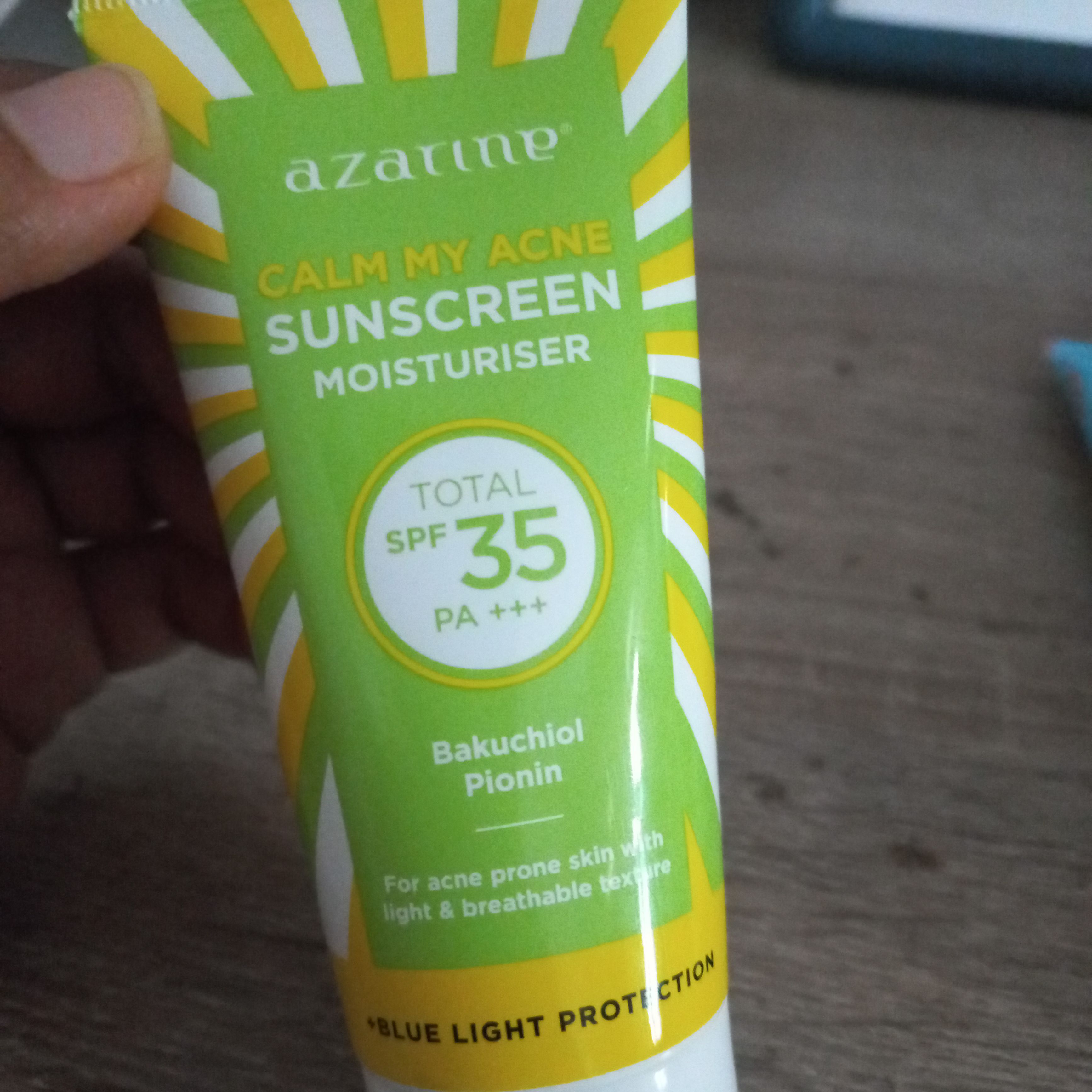 Azarine Cosmetics Calm My Acne Sunscreen Moisturizer - Beauty Review