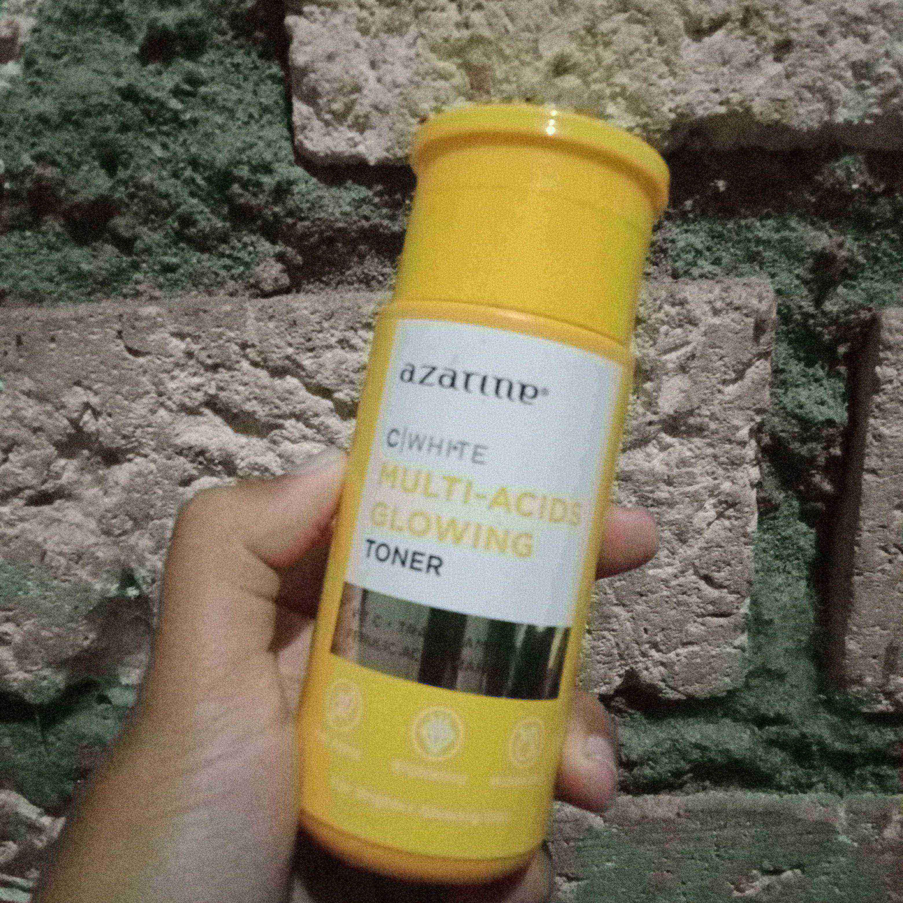 Azarine Cosmetics Multi Acids Glowing Toner - Beauty Review