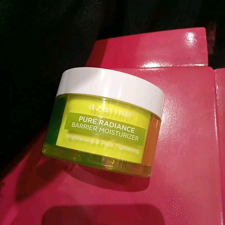 Azarine Cosmetic Pure Radiance Barrier Moisturizer - Beauty Review