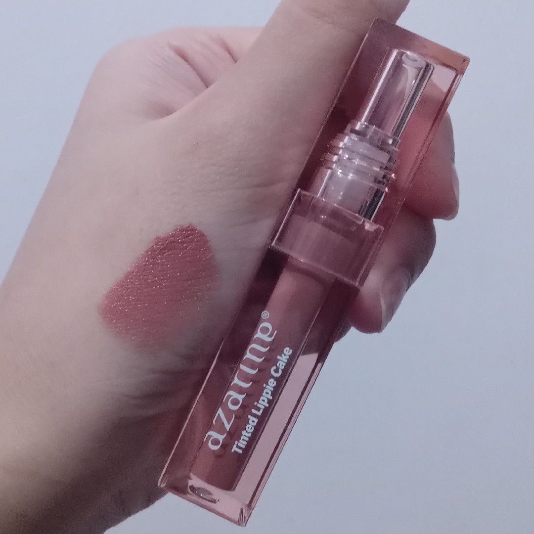 Azarine Cosmetics Tinted Lippie Cake - Beauty Review