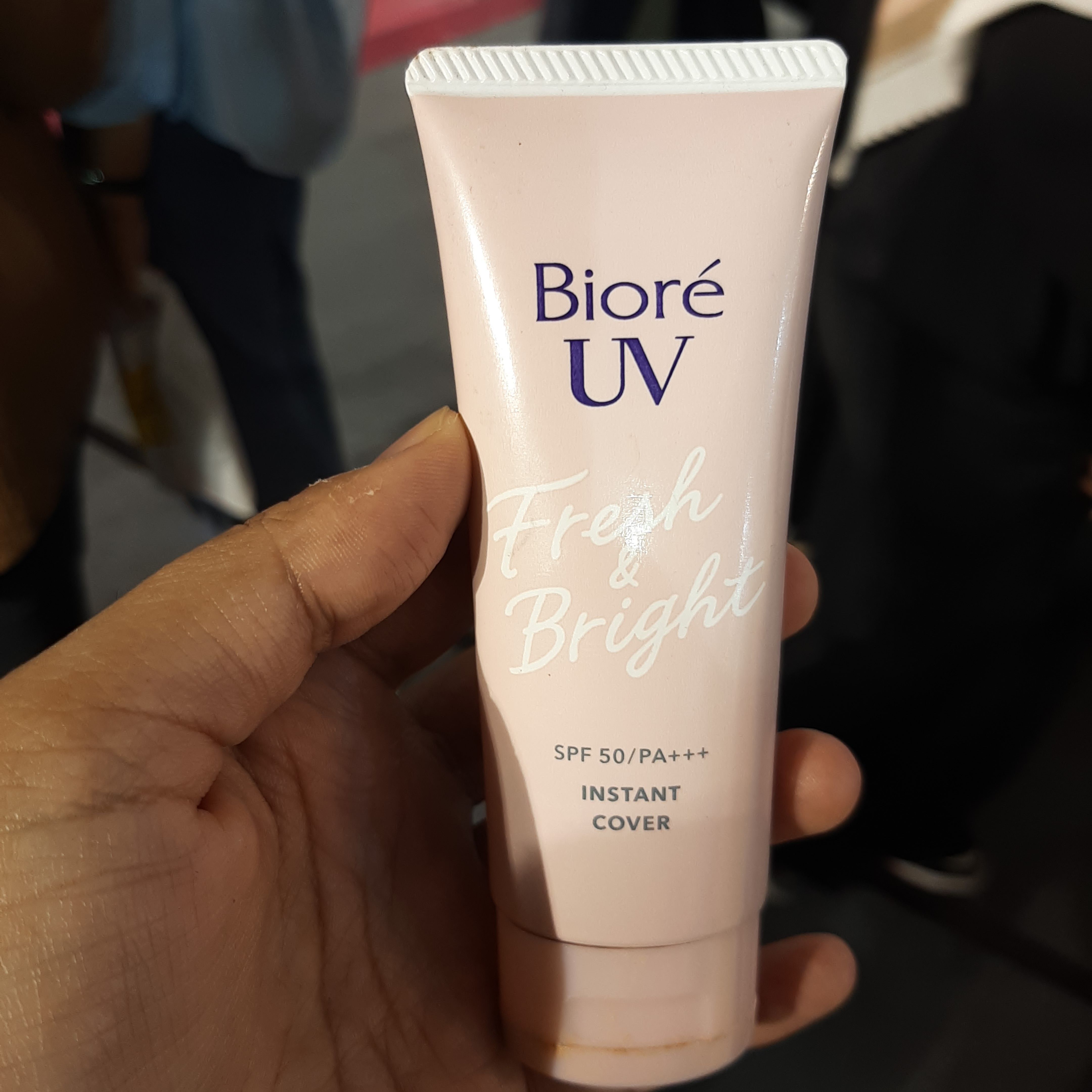 Biore UV Fresh & Bright Instant Cover - Beauty Review