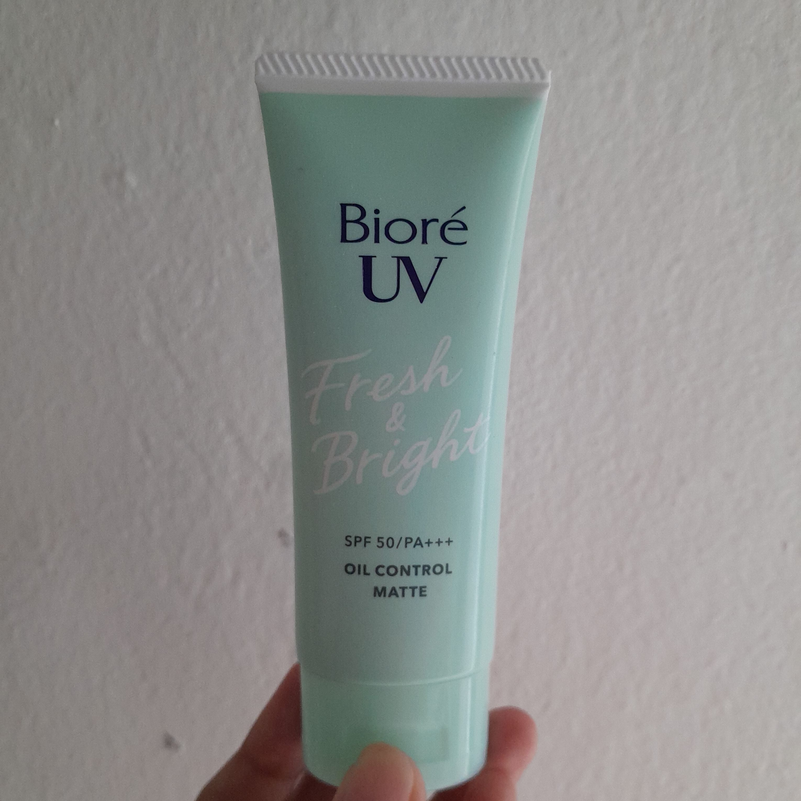 Biore UV Fresh & Bright Oil Control Matte - Beauty Review