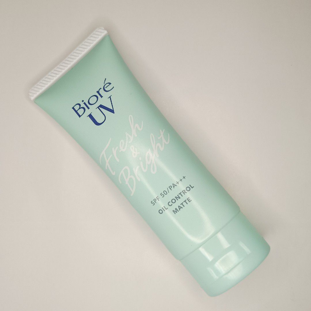 Biore UV Fresh & Bright Oil Control Matte - Beauty Review