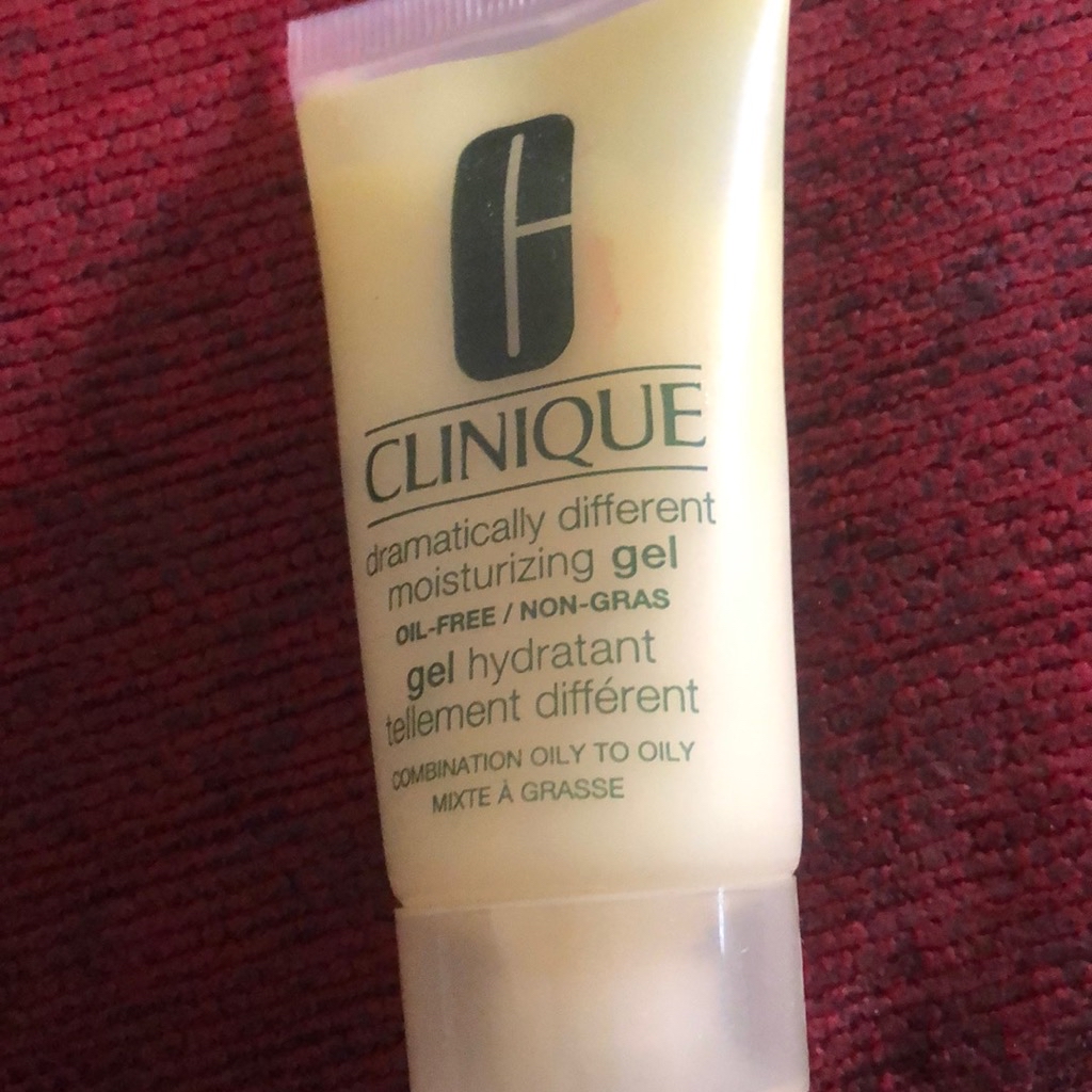 CLINIQUE Dramatically Different Moisturizing Gel - Beauty Review