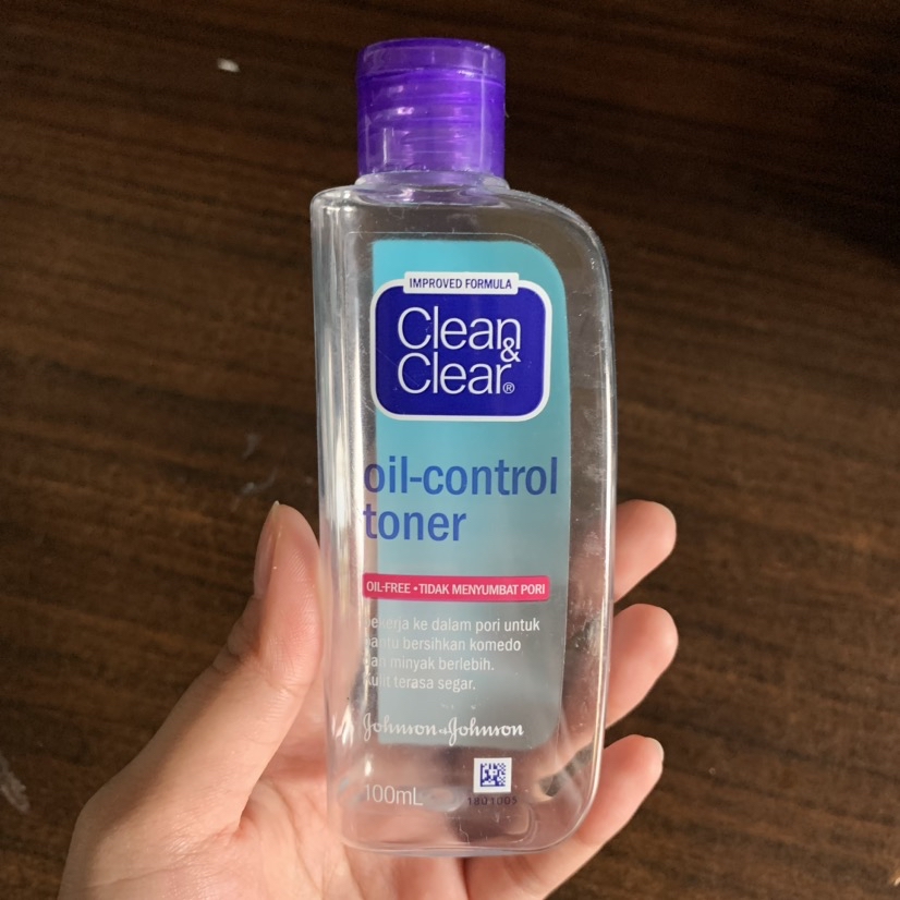 Clean And Clear Oil Control Toner - Beauty Review