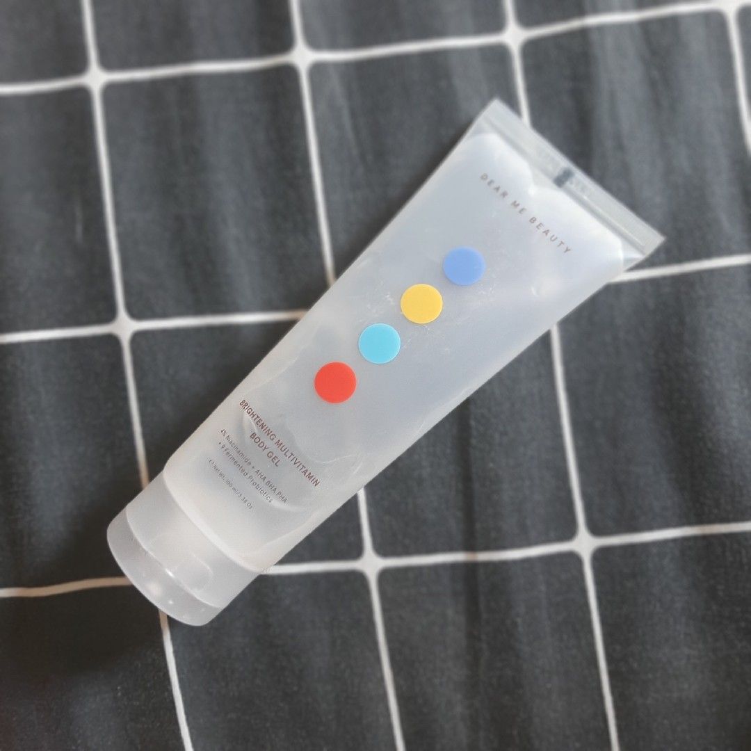 Dear Me Beauty Brightening Multivitamin Body Gel - Beauty Review