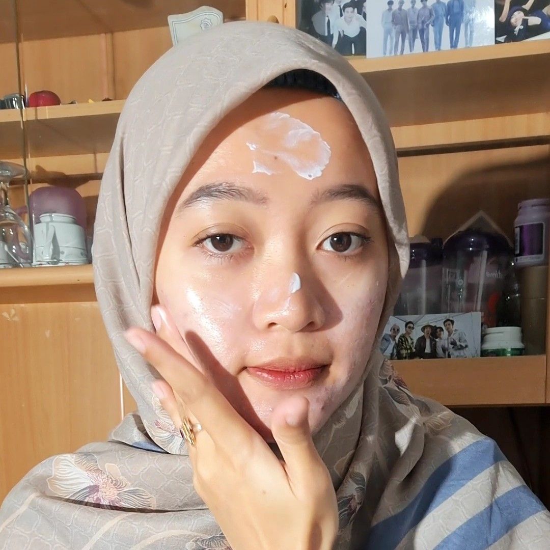 Dermies Clear Me Acne Smooth Sunscreen - Beauty Review