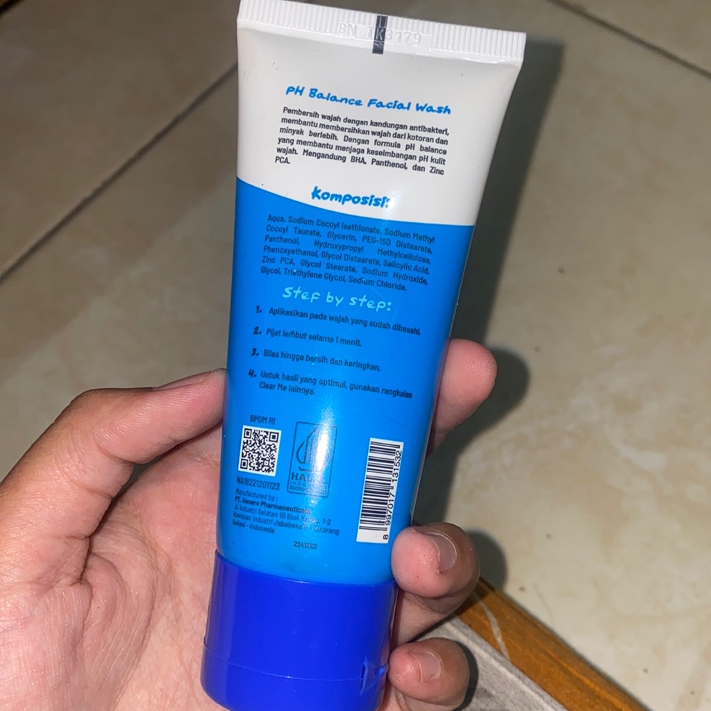 Dermies pH Balance Facial Wash - Beauty Review