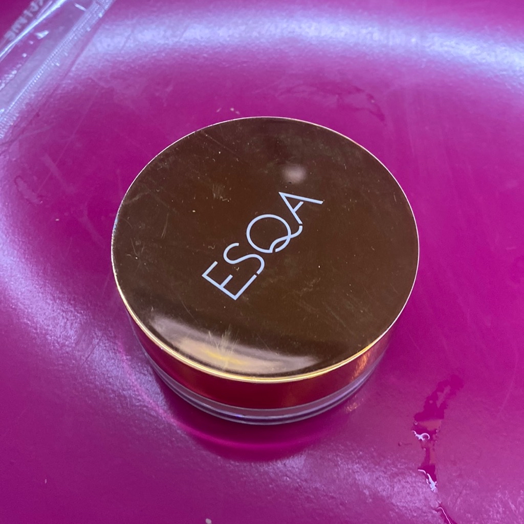 ESQA Flawless Micro Setting Powder - Beauty Review