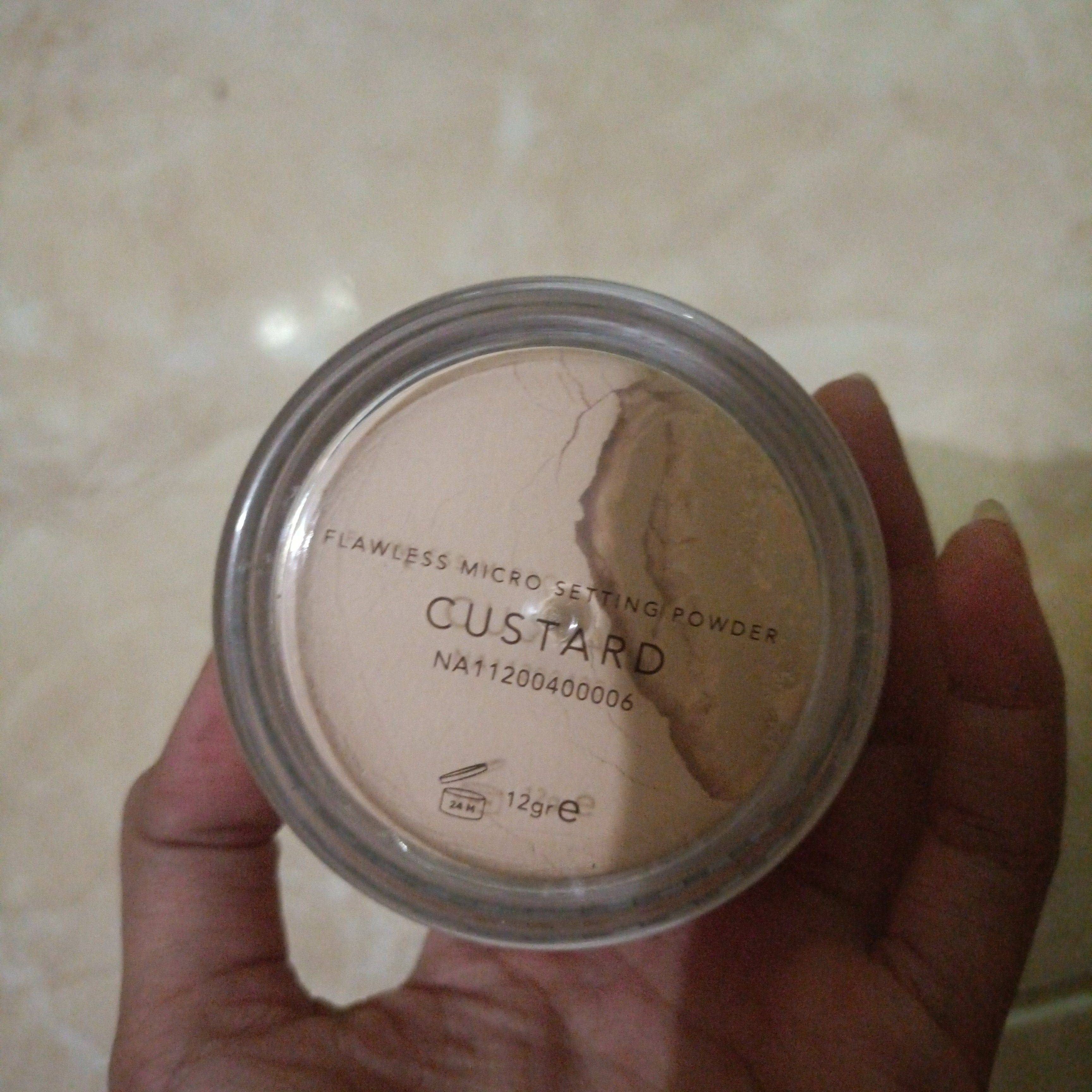 ESQA Flawless Micro Setting Powder - Beauty Review