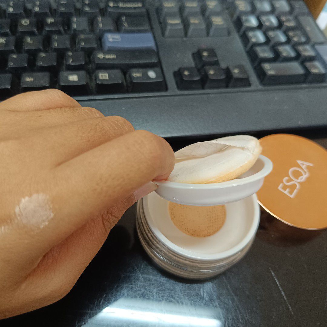 ESQA Flawless Micro Setting Powder - Beauty Review