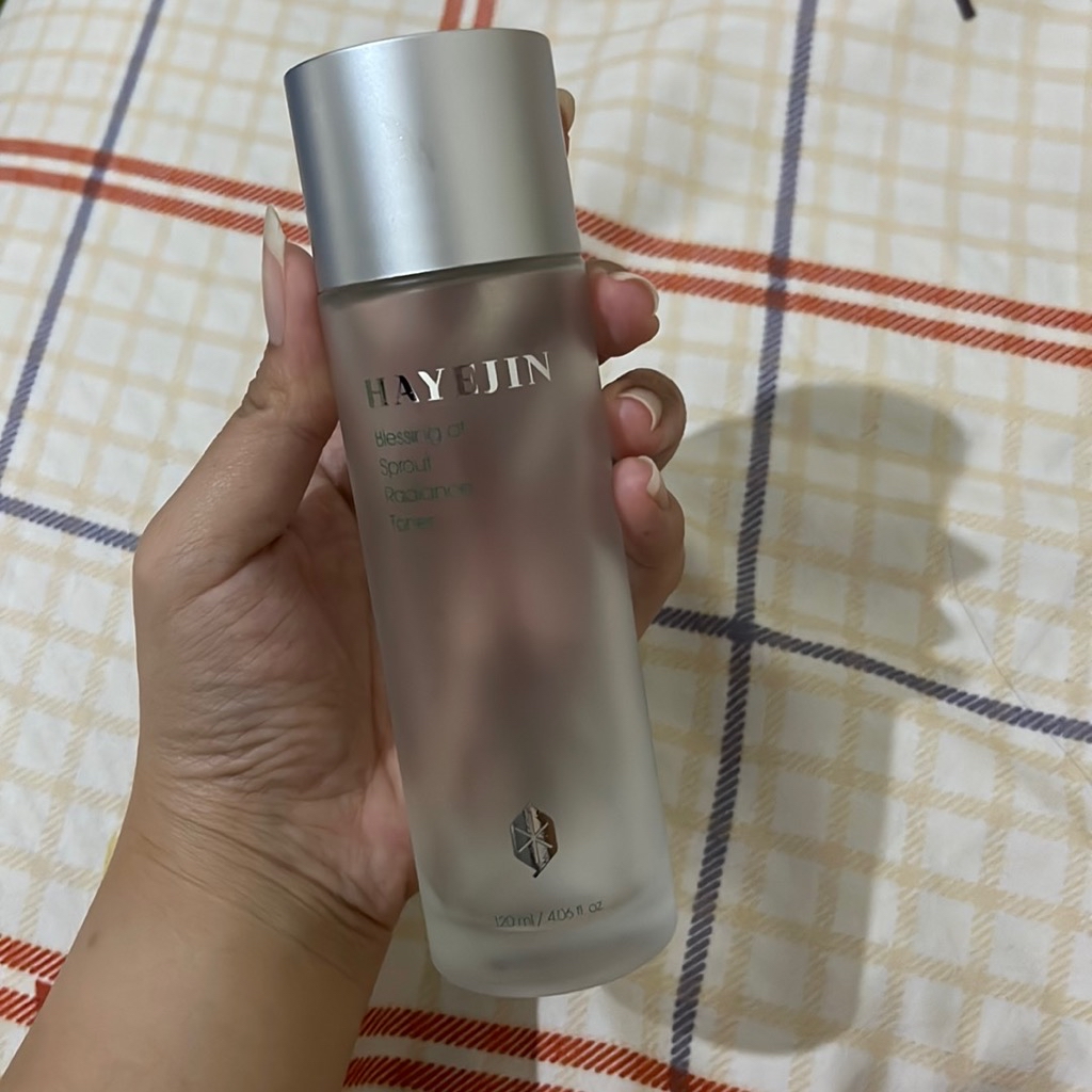 Hayejin Blessing of Sprout Radiance Toner - Beauty Review