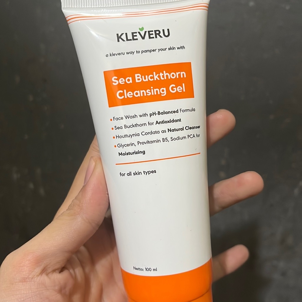 Kleveru Organics Sea Buckthorn Cleansing Gel - Beauty Review