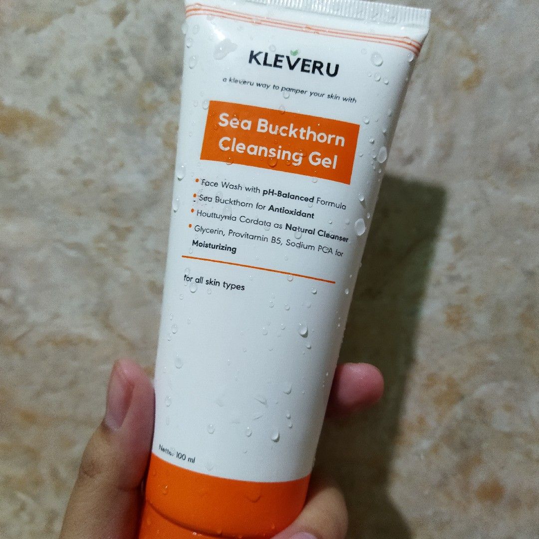 Kleveru Organics Sea Buckthorn Cleansing Gel - Beauty Review