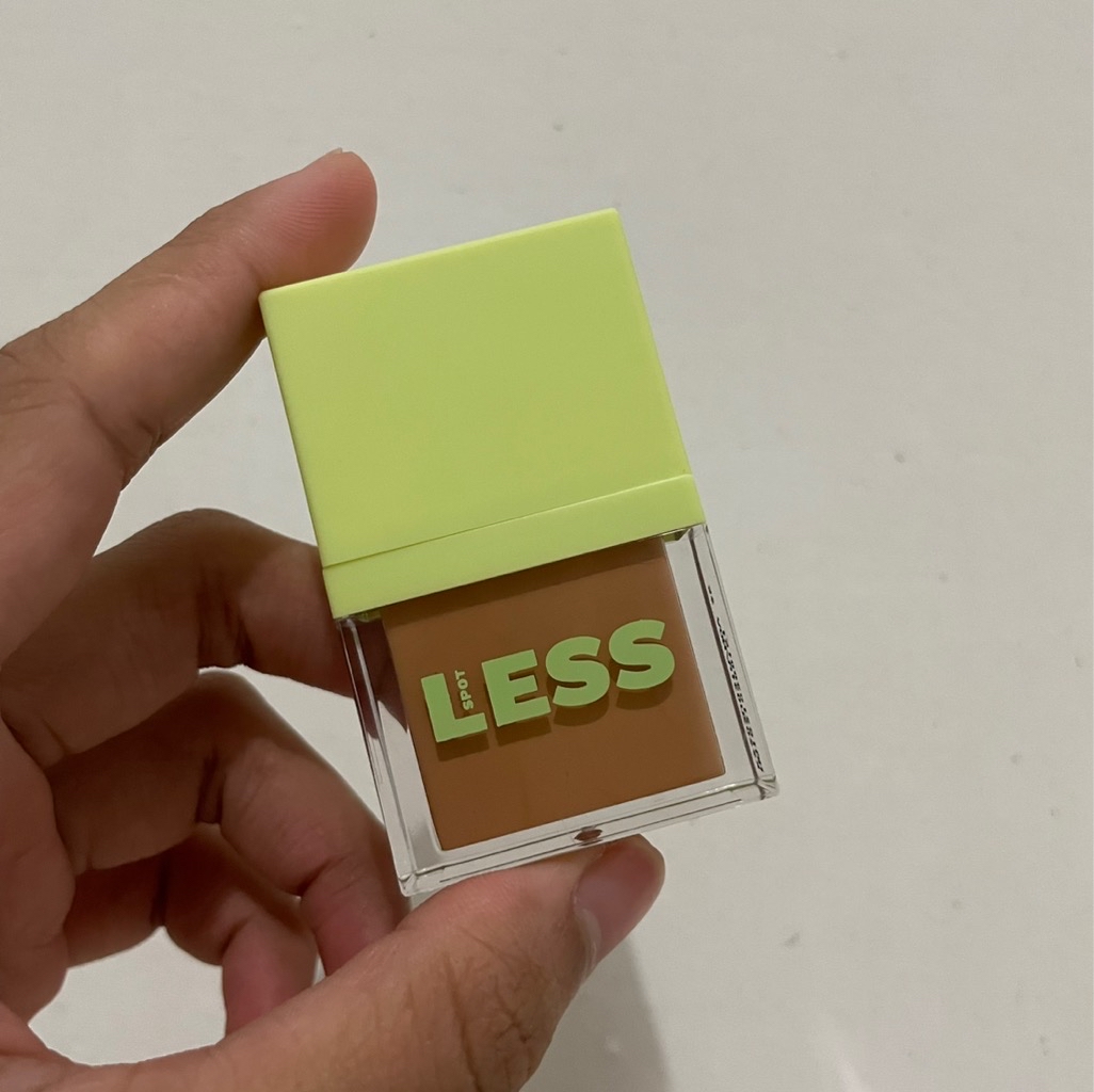 Mad For Makeup Spotless Second Skin Serum Concealer - Beauty Review