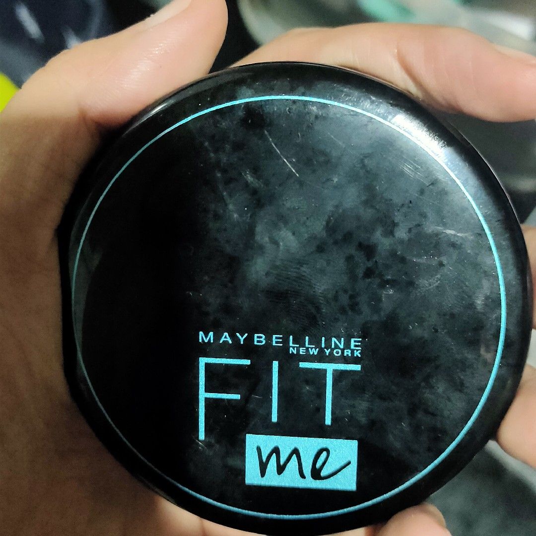 Maybelline Fit Me! 12H Oil Control Powder - Beauty Review