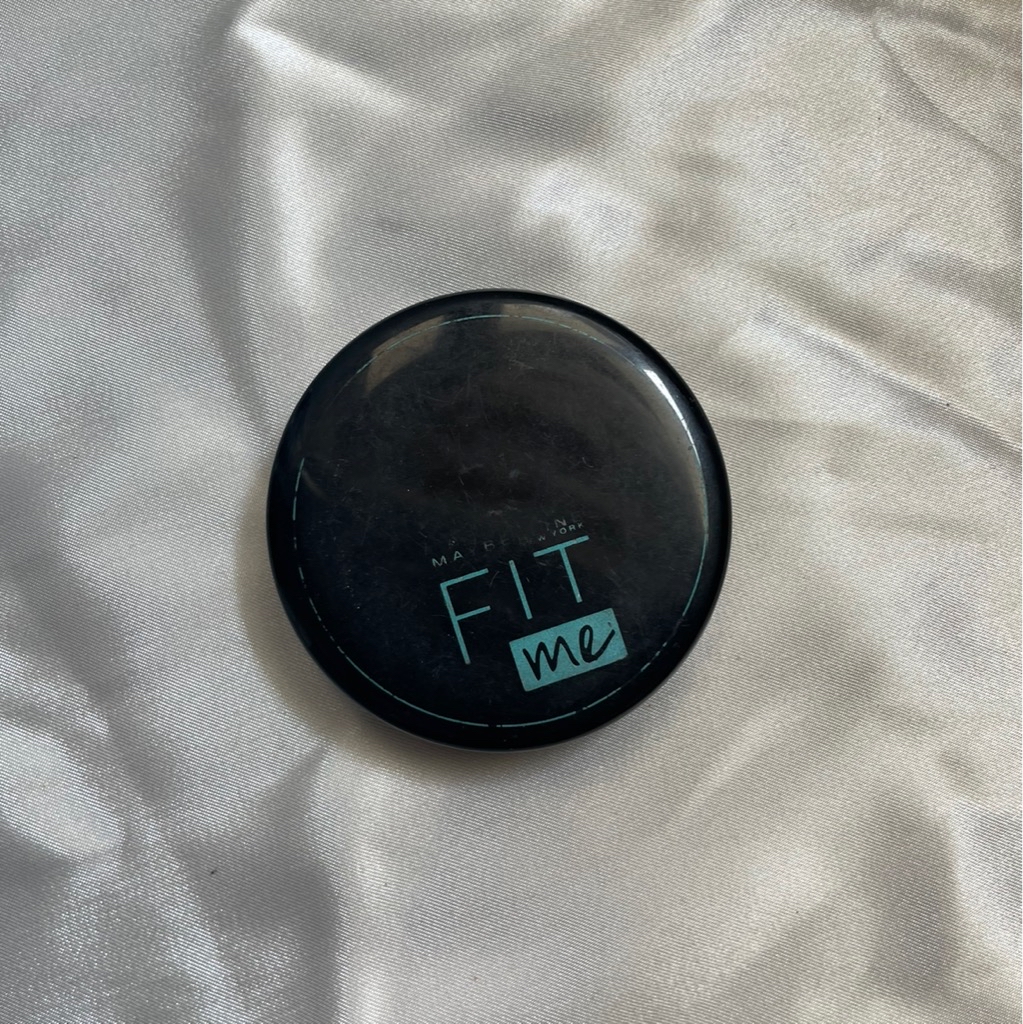 Maybelline Fit Me! 12H Oil Control Powder - Beauty Review