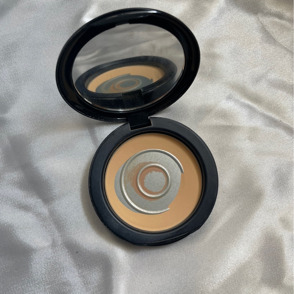 Maybelline Fit Me! 12H Oil Control Powder - Beauty Review