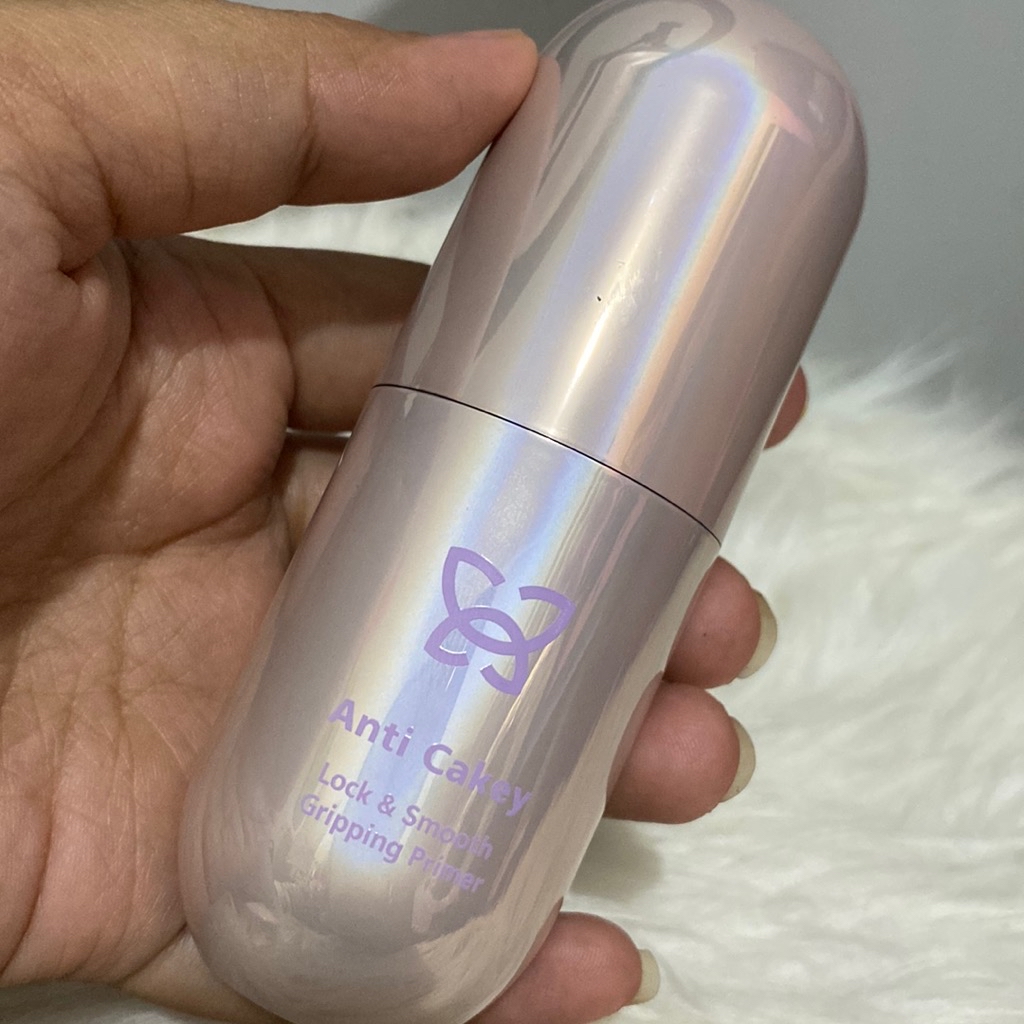 Mother of Pearl Anti Cakey Lock and Smooth Gripping Primer - Beauty Review