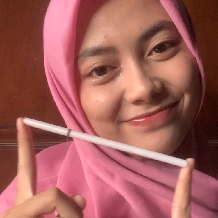 Mother of Pearl Browgraphy Angled Precision Brow Pen - Beauty Review