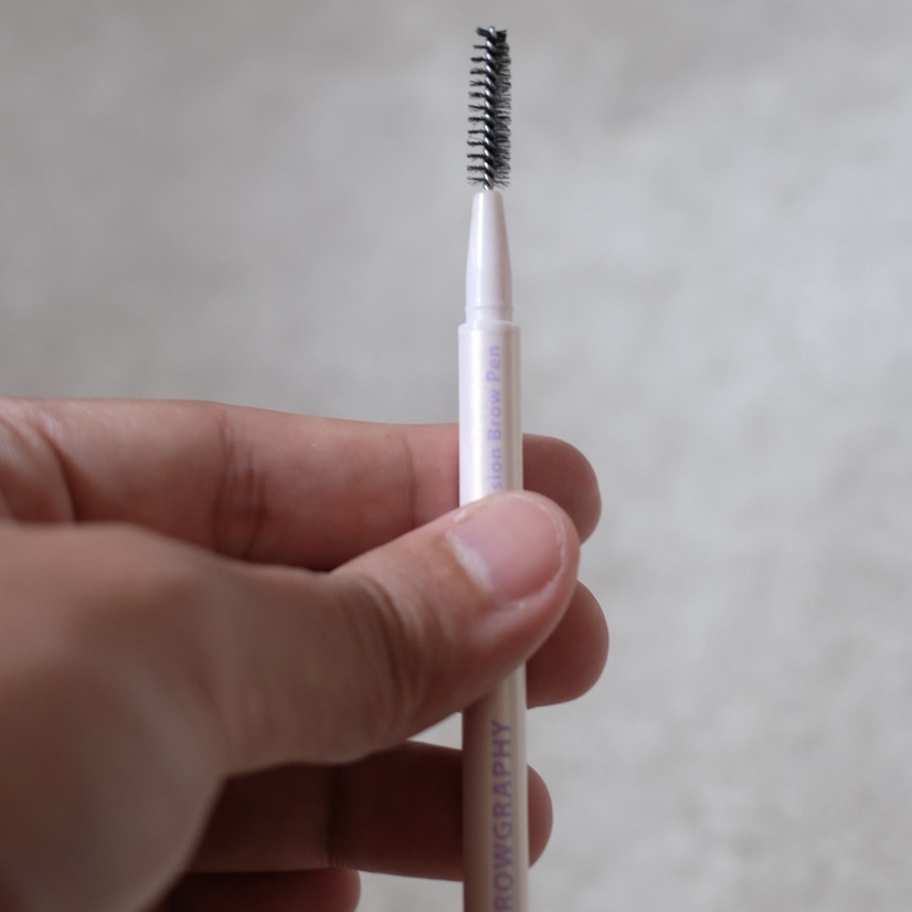 Mother of Pearl Browgraphy Angled Precision Brow Pen - Beauty Review