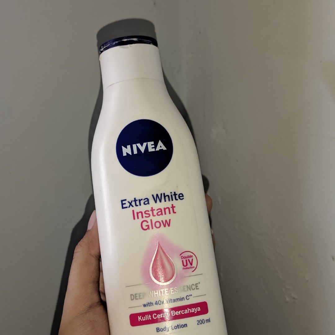 NIVEA Extra White Instant Glow Lotion - Beauty Review