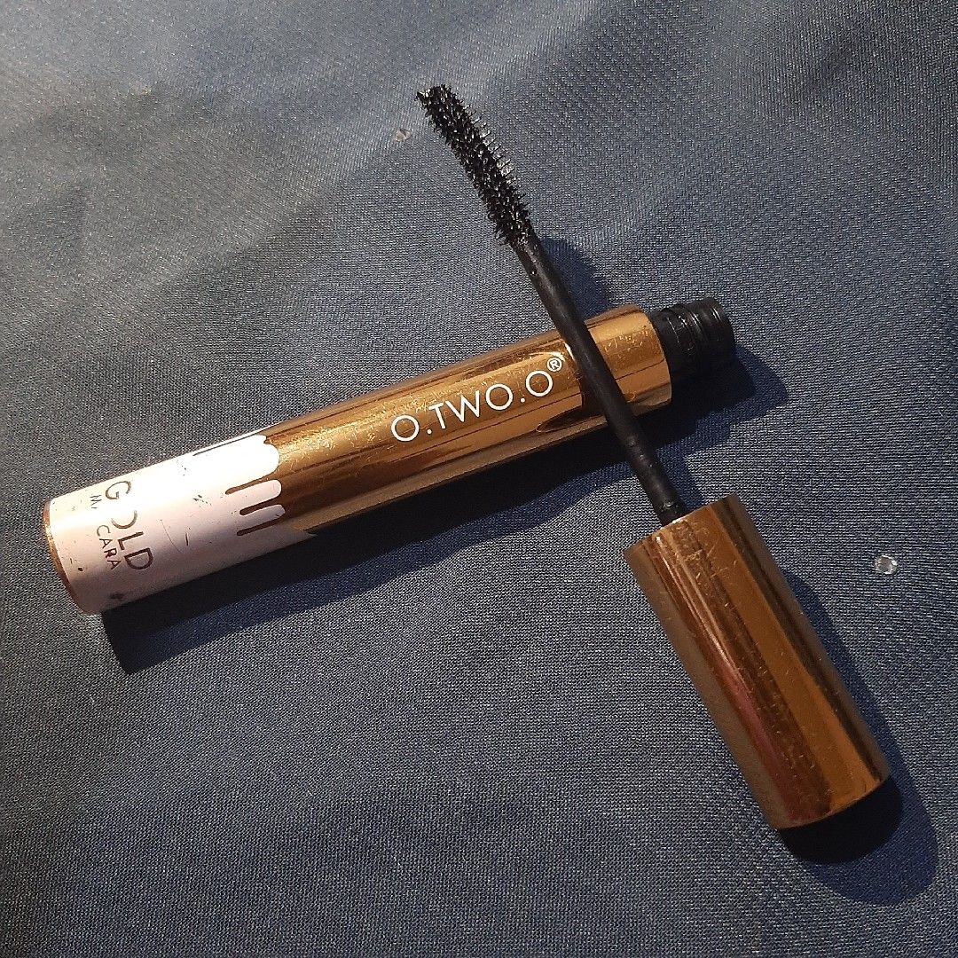 O.TWO.O Instant Oversize Volume Mascara - Beauty Review