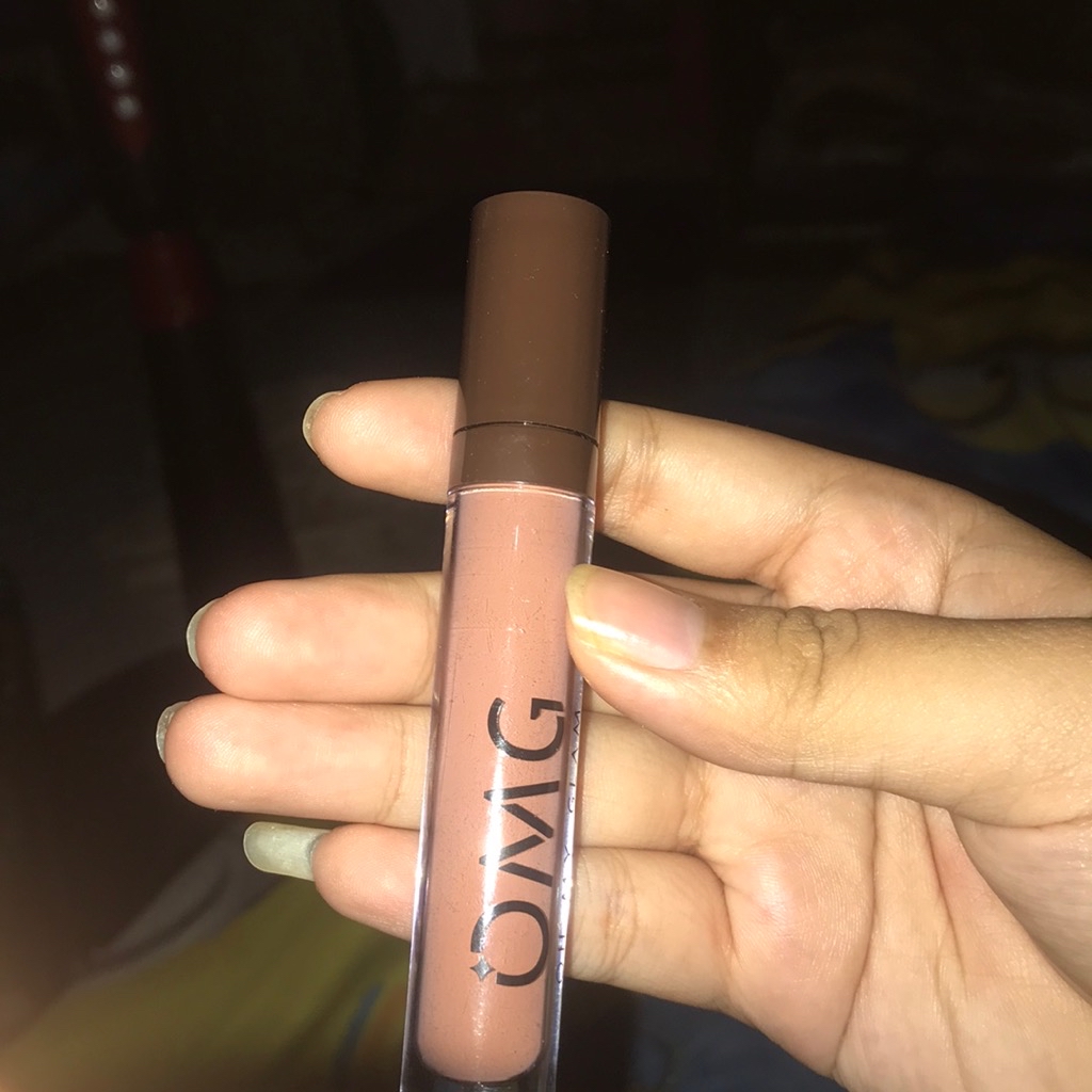 OMG Oh My Glam Matte Kiss Lip Cream - Beauty Review