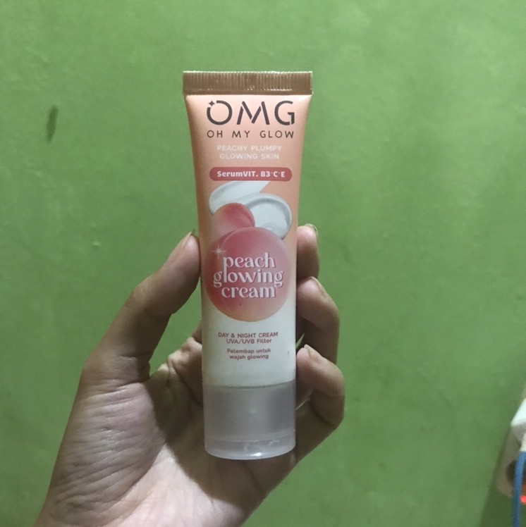 OMG Peach Glowing Cream - Beauty Review