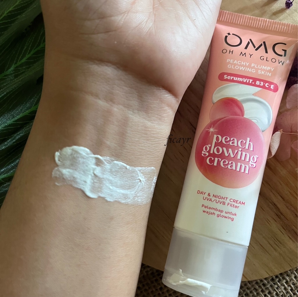 OMG Peach Glowing Cream - Beauty Review