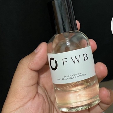 Onix FWB - Beauty Review