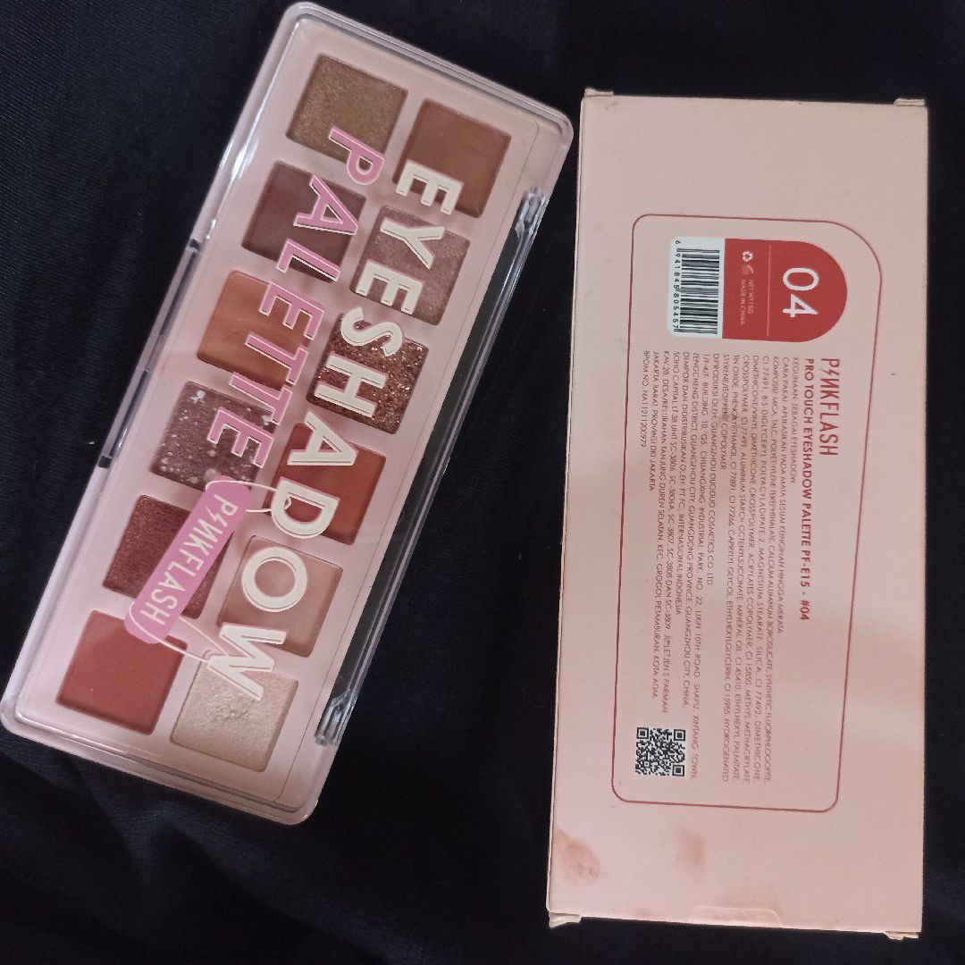 Pinkflash Pink Dessert 12 Shades Eyeshadow Palette - Beauty Review