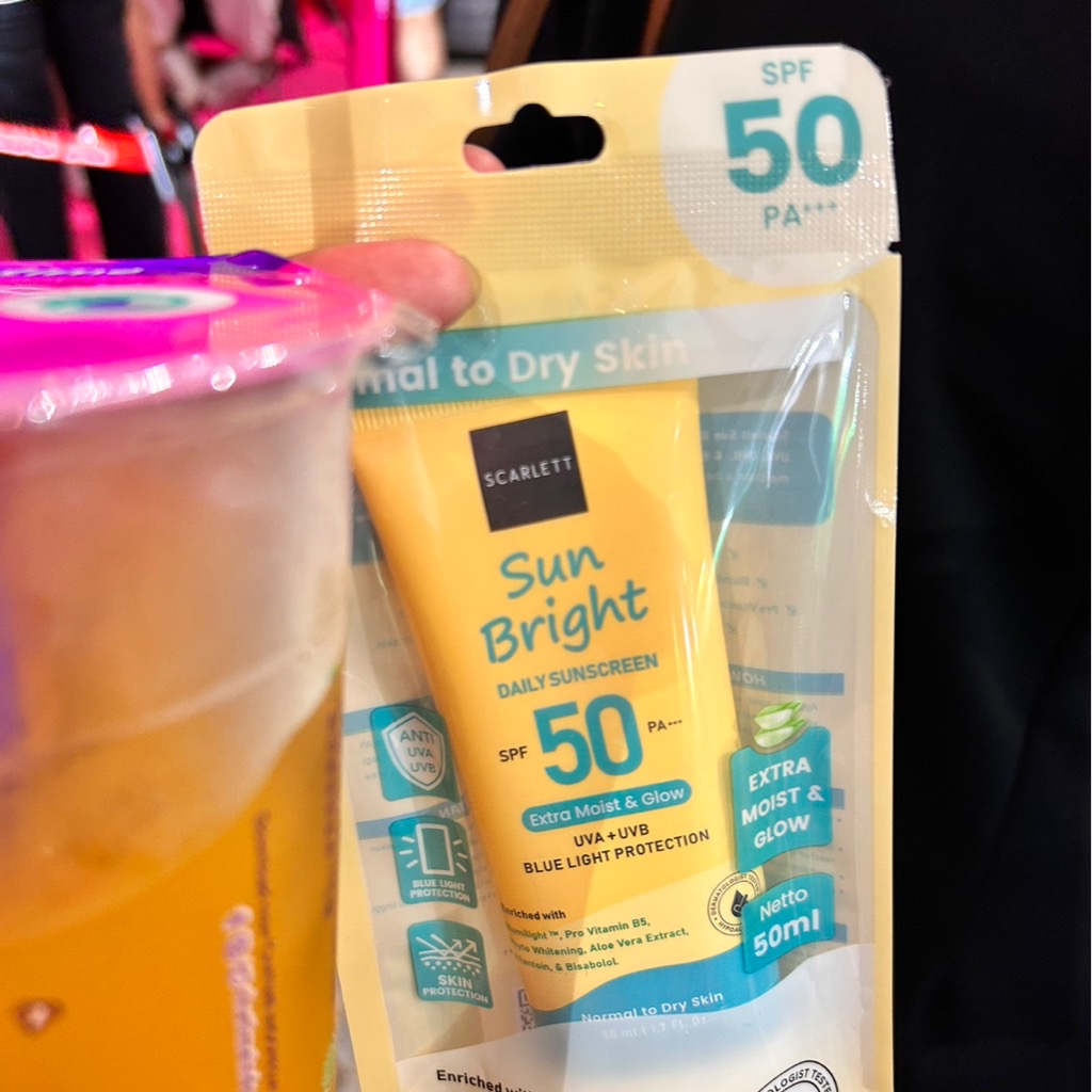 Scarlett Scarlett Sun Bright Daily Sunscreen SPF 50 PA+++ - Beauty Review