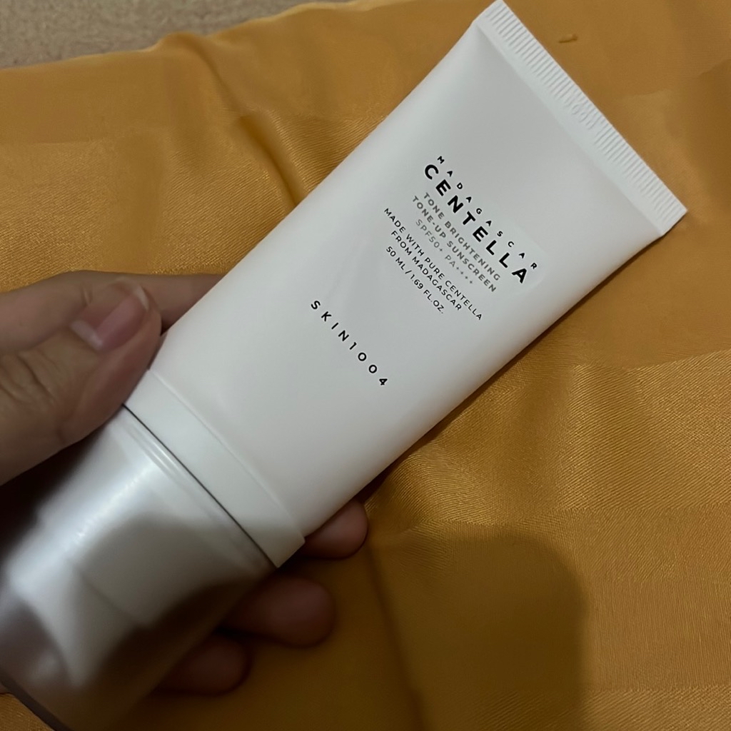 Skin1004 Madagascar Centella Tone Brightening Tone-Up Sunscreen SPF50 ...