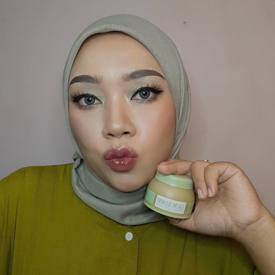 Somethinc Calm Down! Skinpair R-Cover Cream - Beauty Review