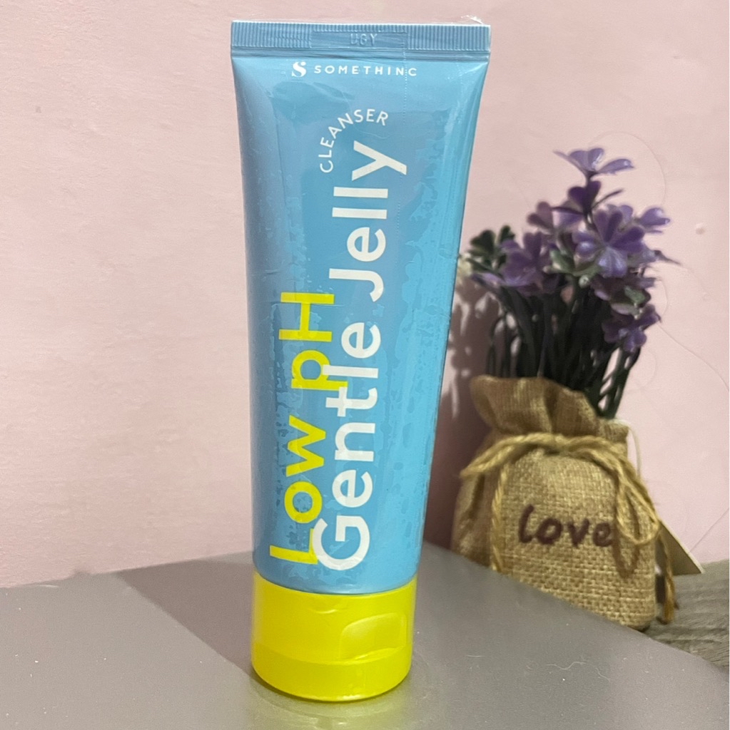 Somethinc Low pH Gentle Jelly Cleanser - Beauty Review