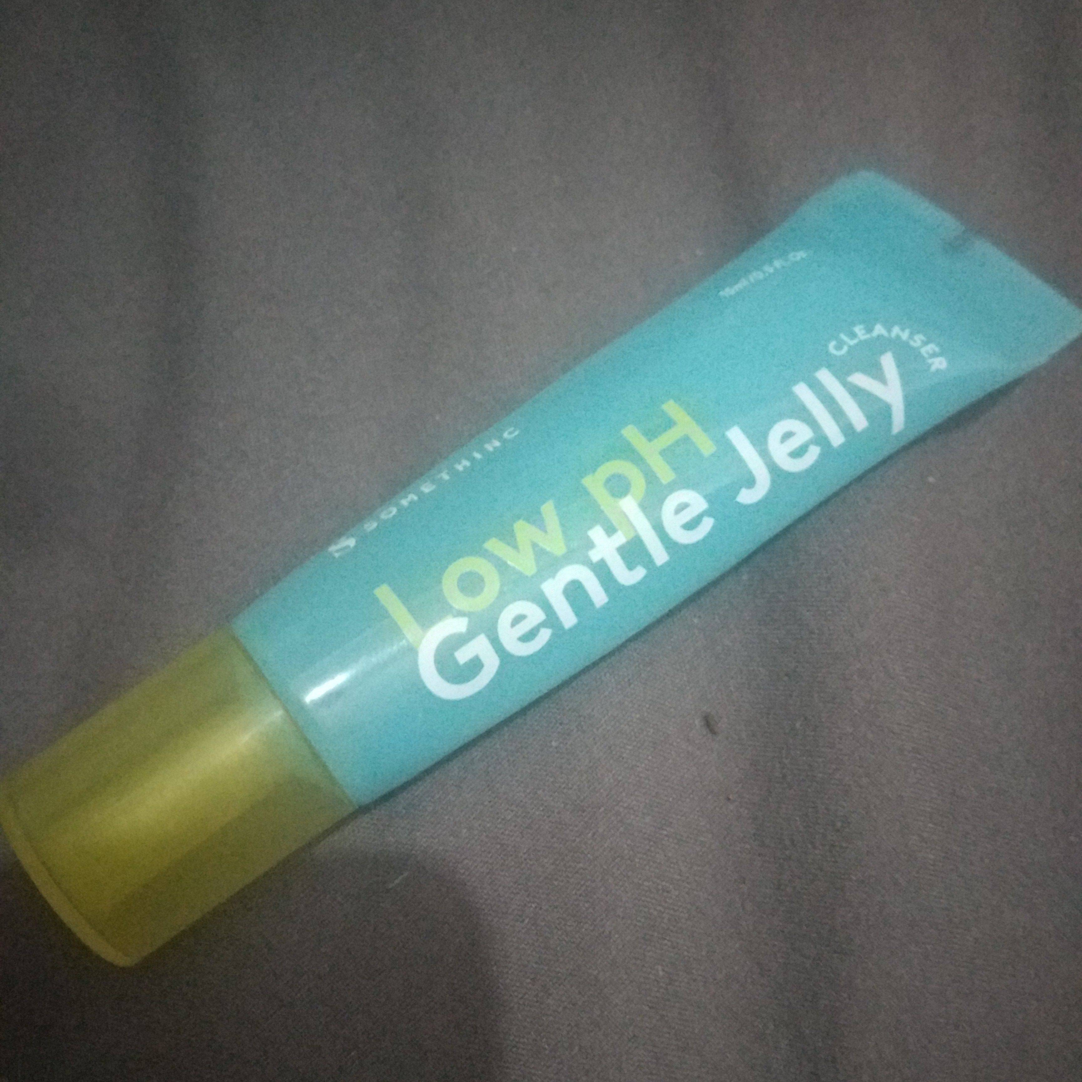 Somethinc Low pH Gentle Jelly Cleanser - Beauty Review