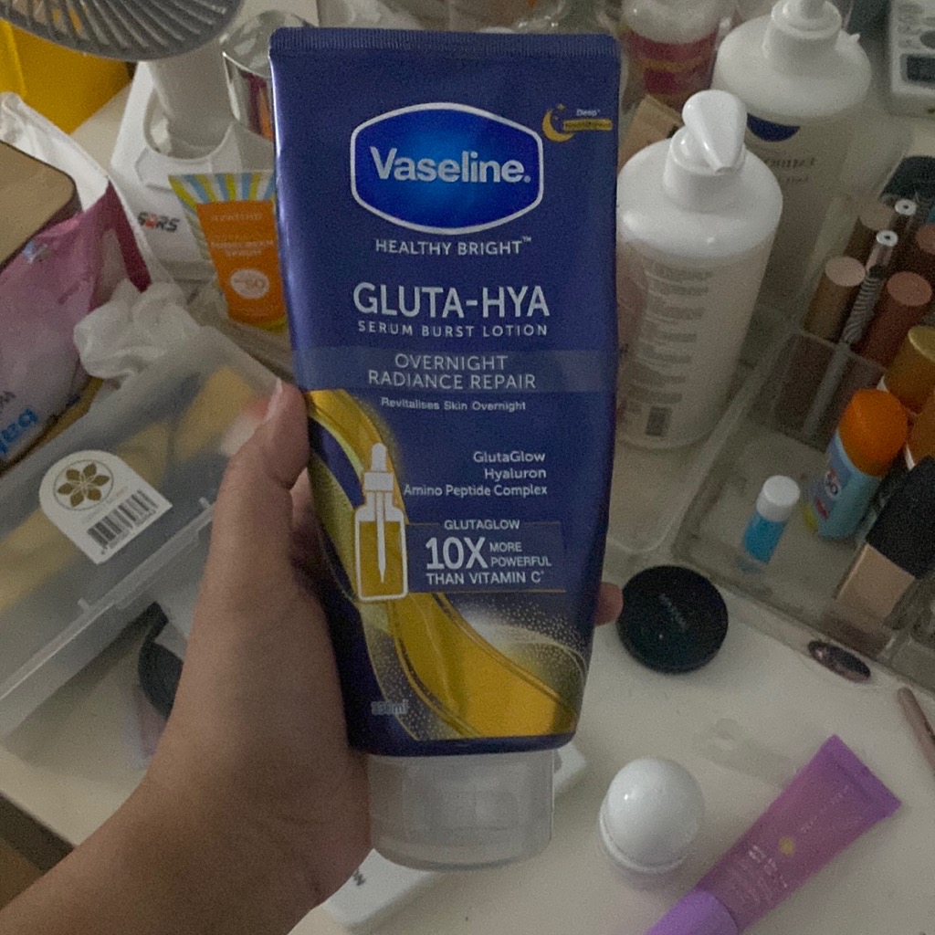 Vaseline Healthy Bright Gluta-Hya Overnight Radiance Repair - Beauty Review