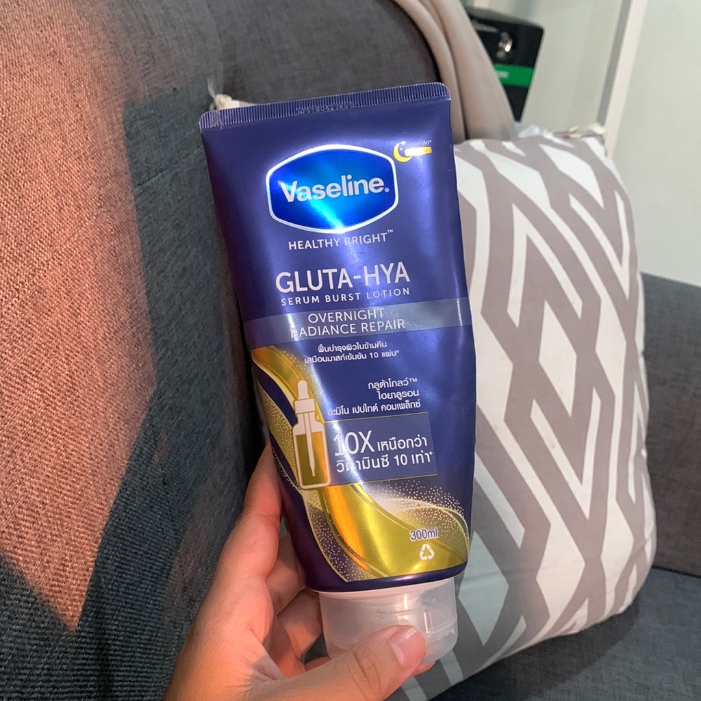 Vaseline Healthy Bright Gluta-Hya Overnight Radiance Repair - Beauty Review