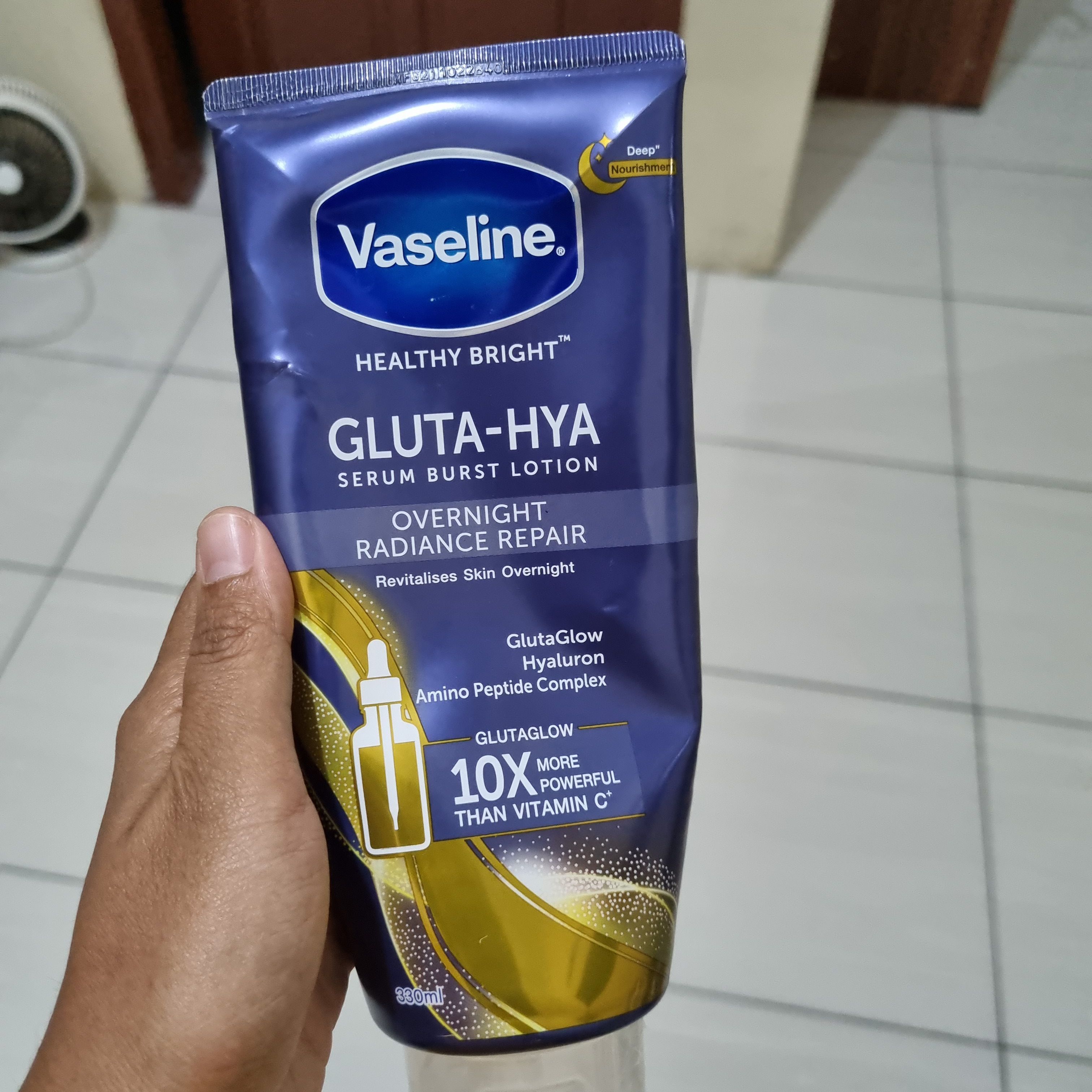 Vaseline Healthy Bright Gluta-Hya Overnight Radiance Repair - Beauty Review
