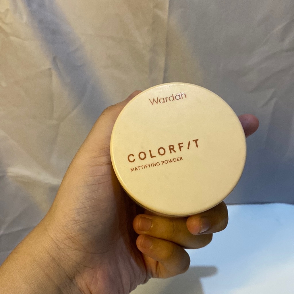 Wardah Colorfit Mattifying Powder - Beauty Review