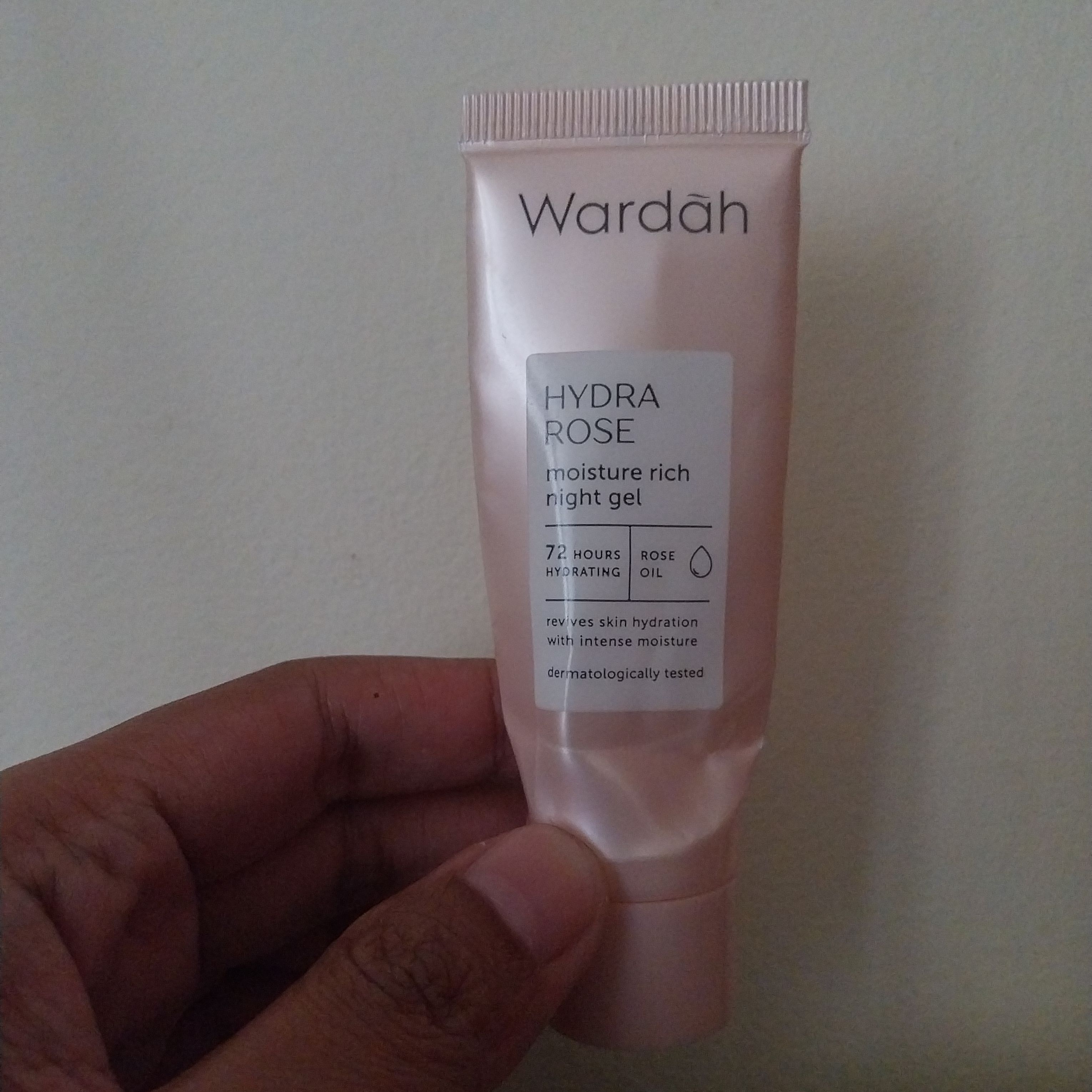 Wardah Hydra Rose Moisture Rich Night Gel - Beauty Review