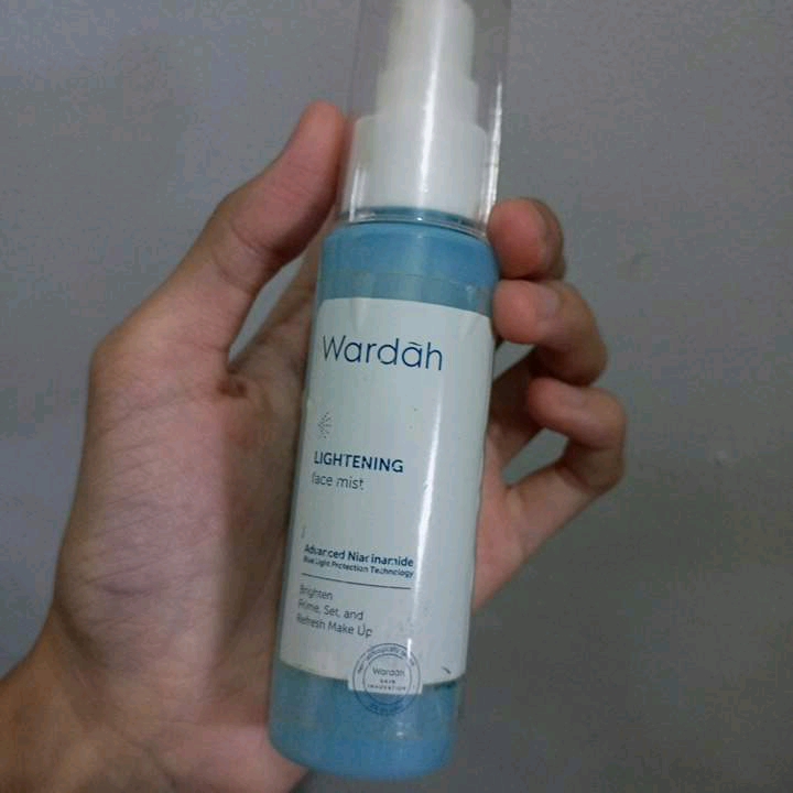 Wardah Lightening Face Mist - Beauty Review