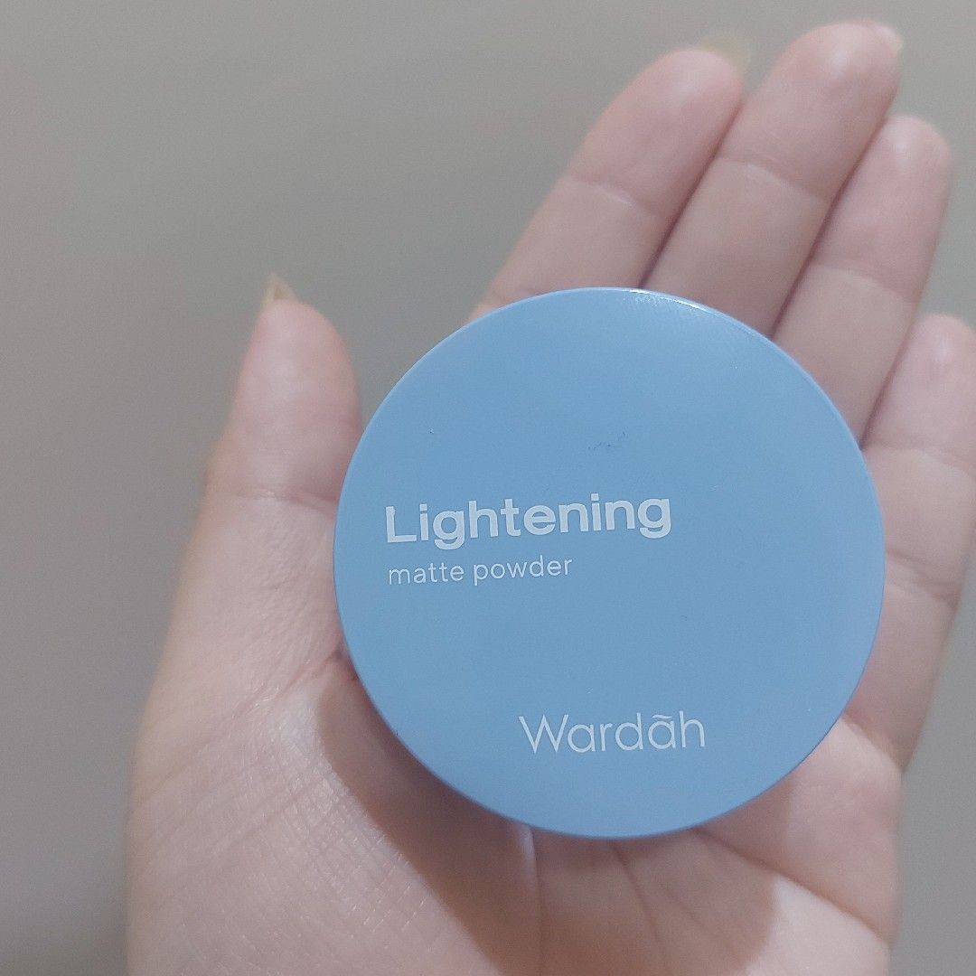 Wardah Lightening Matte Powder - Beauty Review