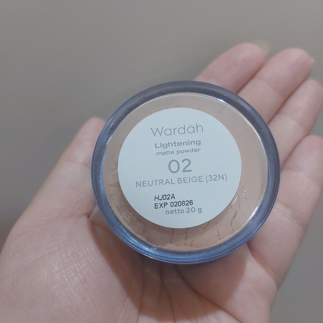 Wardah Lightening Matte Powder - Beauty Review