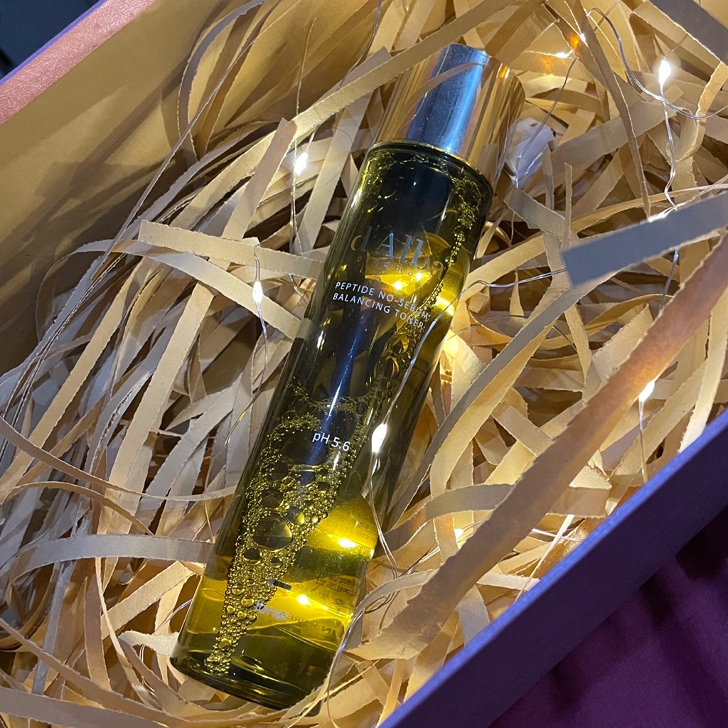 d'Alba Peptide No Sebum Balancing Toner - Beauty Review