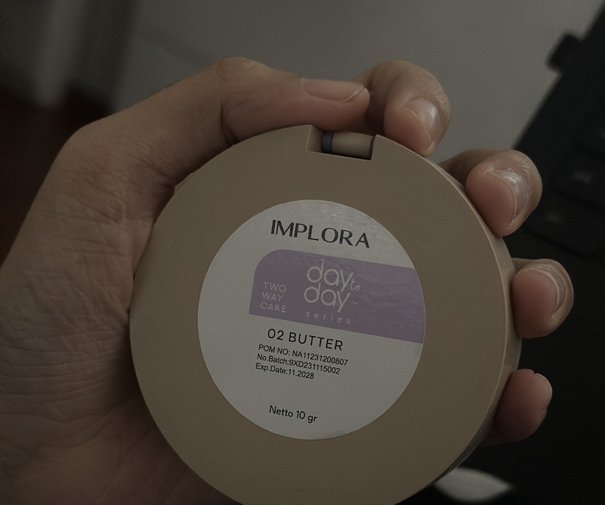 Implora Day to Day Series Two Way Cake - Beauty Review