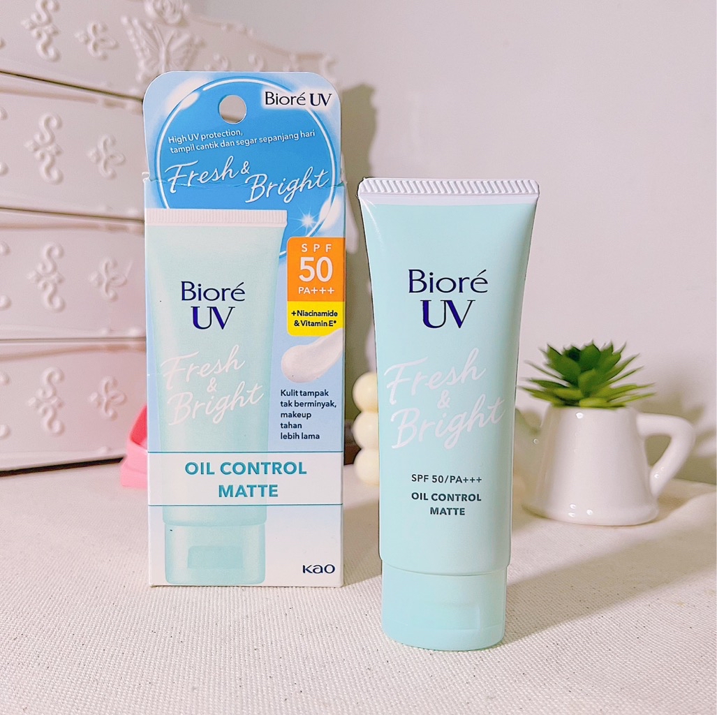 Biore UV Fresh & Bright Oil Control Matte - Beauty Review