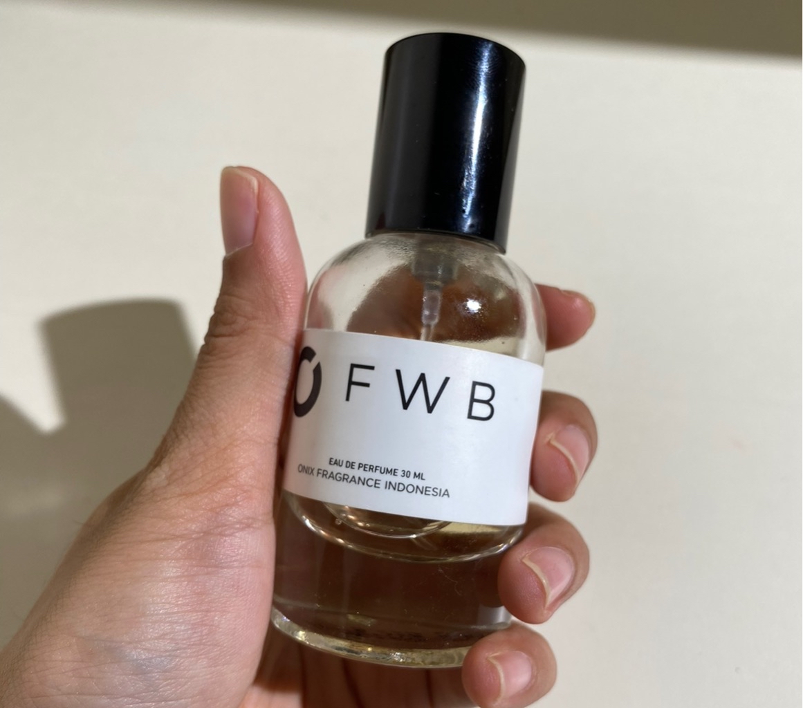 Onix FWB - Beauty Review